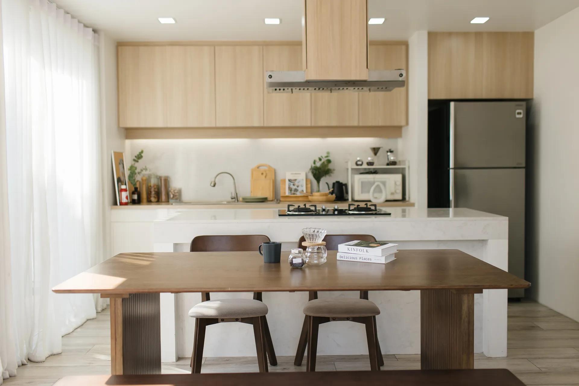 Thames Dining Set - YKS HOME เฟอร์นิเจอร์ไม้จริง สไตล์มินิมอล